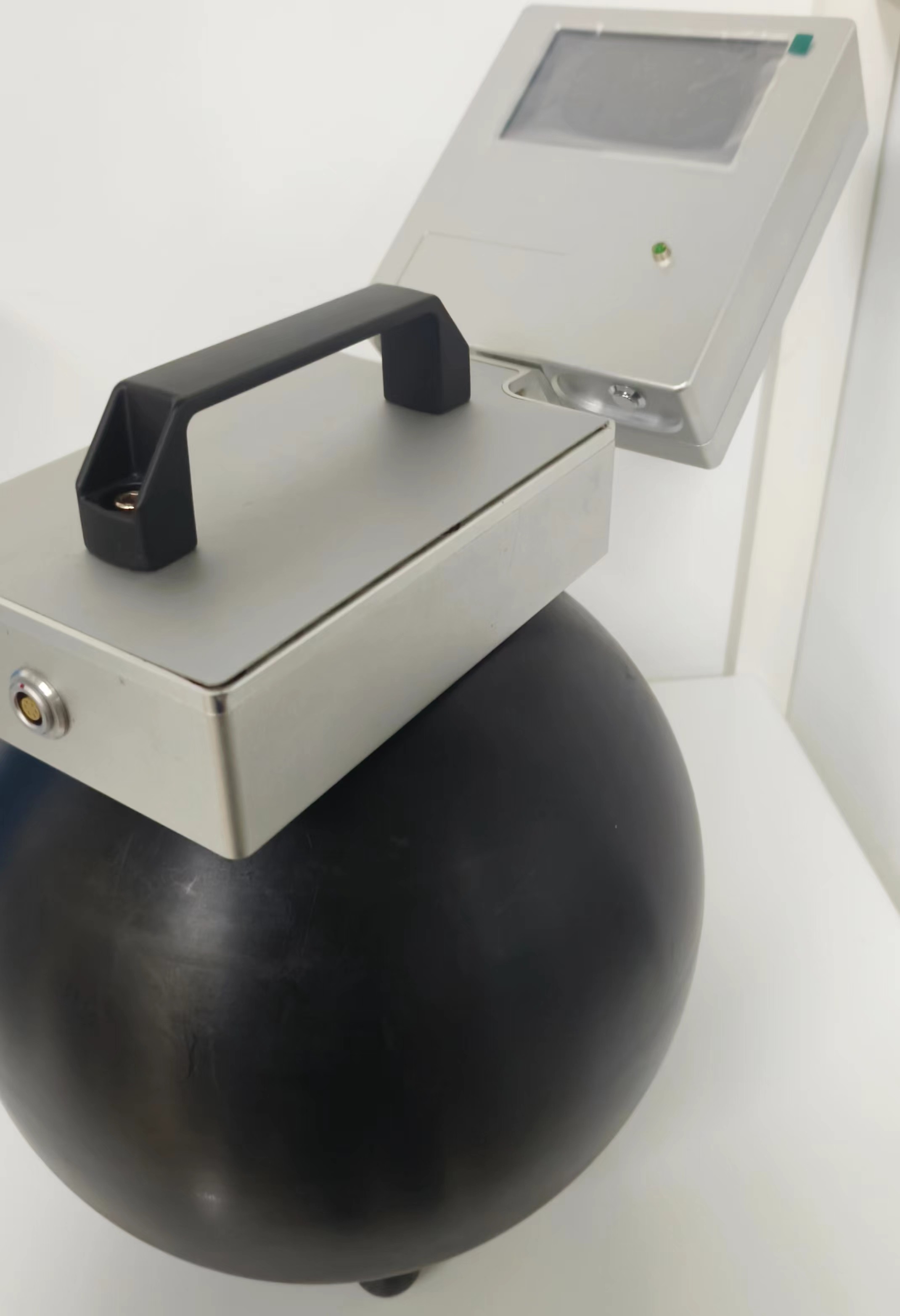 Digital Readout Nuclear Radiation Meter For Real Time Monitoring Of ...