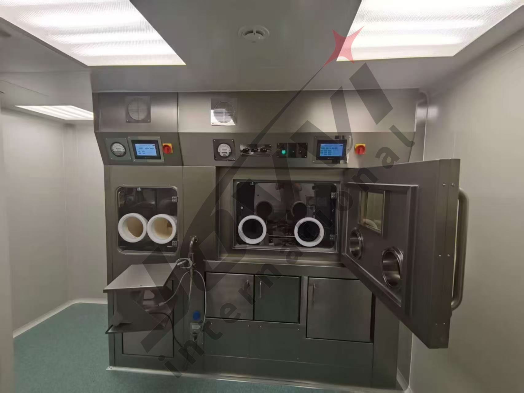 UV Ozone Hot Cell for Nuclear Protection