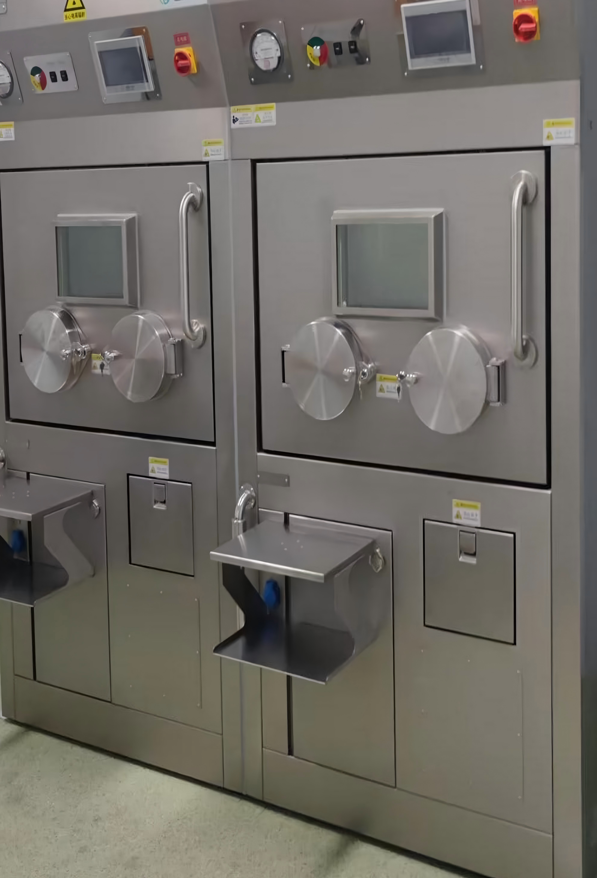 AI-Controlled Nuclear Radiation Hot Cell with 2" Thickness