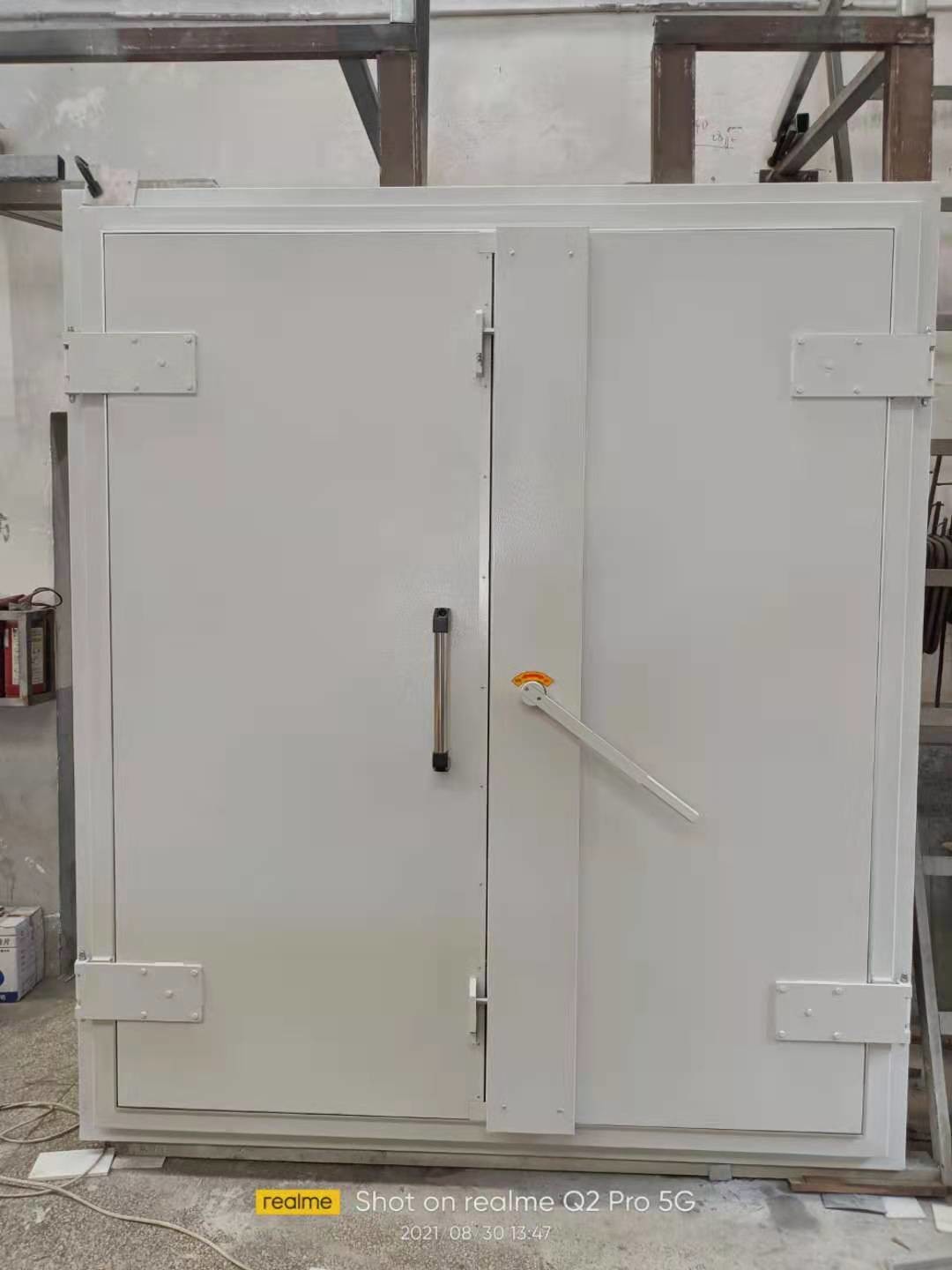 110dB EMC Door RF Shielded Chamber Faraday Cage Magnetic Shielding 2.1 ...